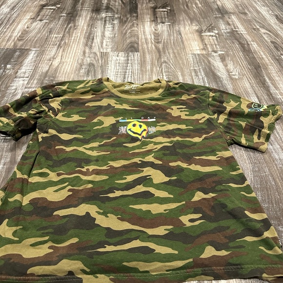 Brooklyn Cloth | Shirts | Brooklyn Cloth Smiley Face Drip Tshirt Good ...